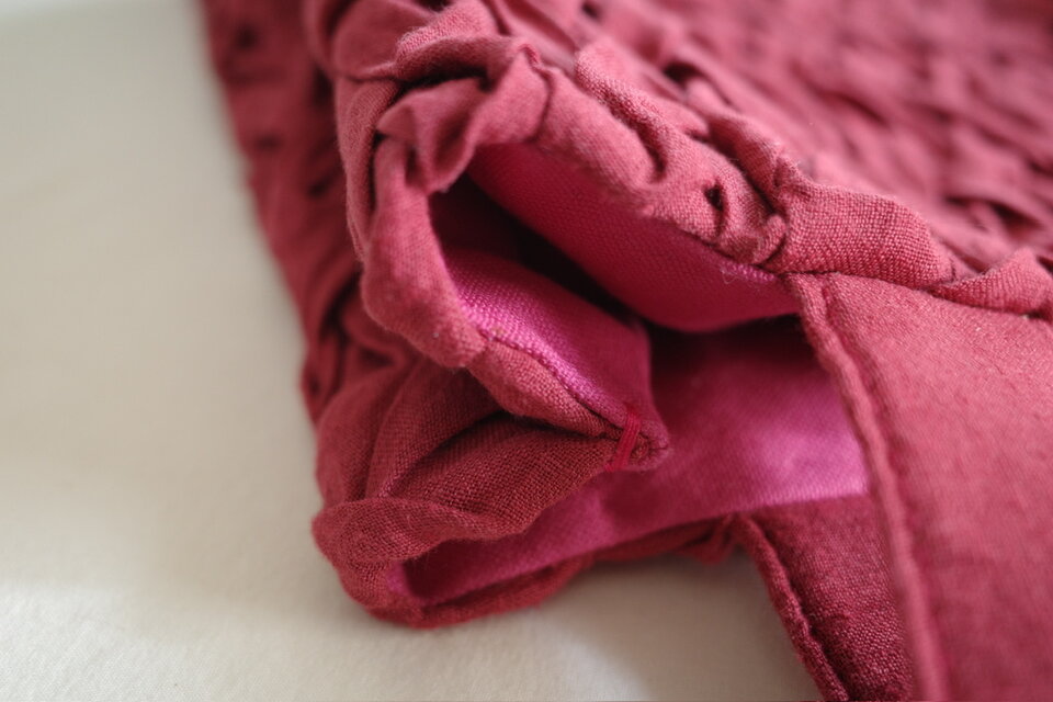 Lattice smockingのバッグ・スクエア | iichi 日々の暮らしを心地よくするハンドメイドやアンティークのマーケットプレイス