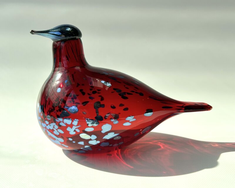 iittala Oiva Toikka Ruby bird オイバトイッカ | iichi 日々の暮らしを心地よくするハンドメイドやアンティークのマーケットプレイス