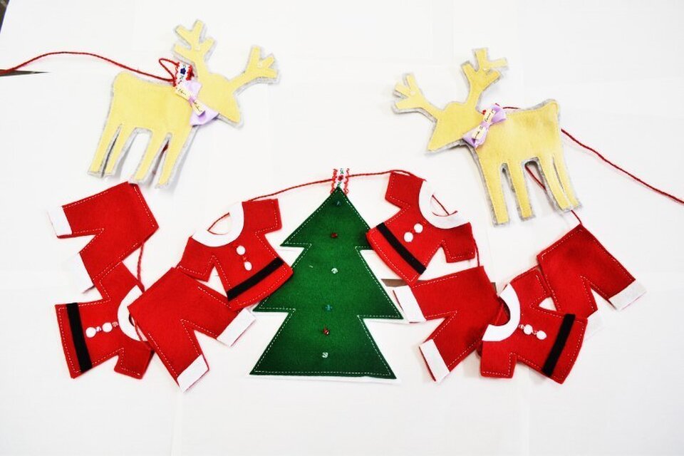 プレミアムバージョン★クリスマスガーランド | iichi 日々の暮らしを心地よくするハンドメイドやアンティークのマーケットプレイス