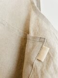 天日干しリネンエプロン ベージュ medium | iichi 日々の暮らしを心地よくするハンドメイドやアンティークのマーケットプレイス