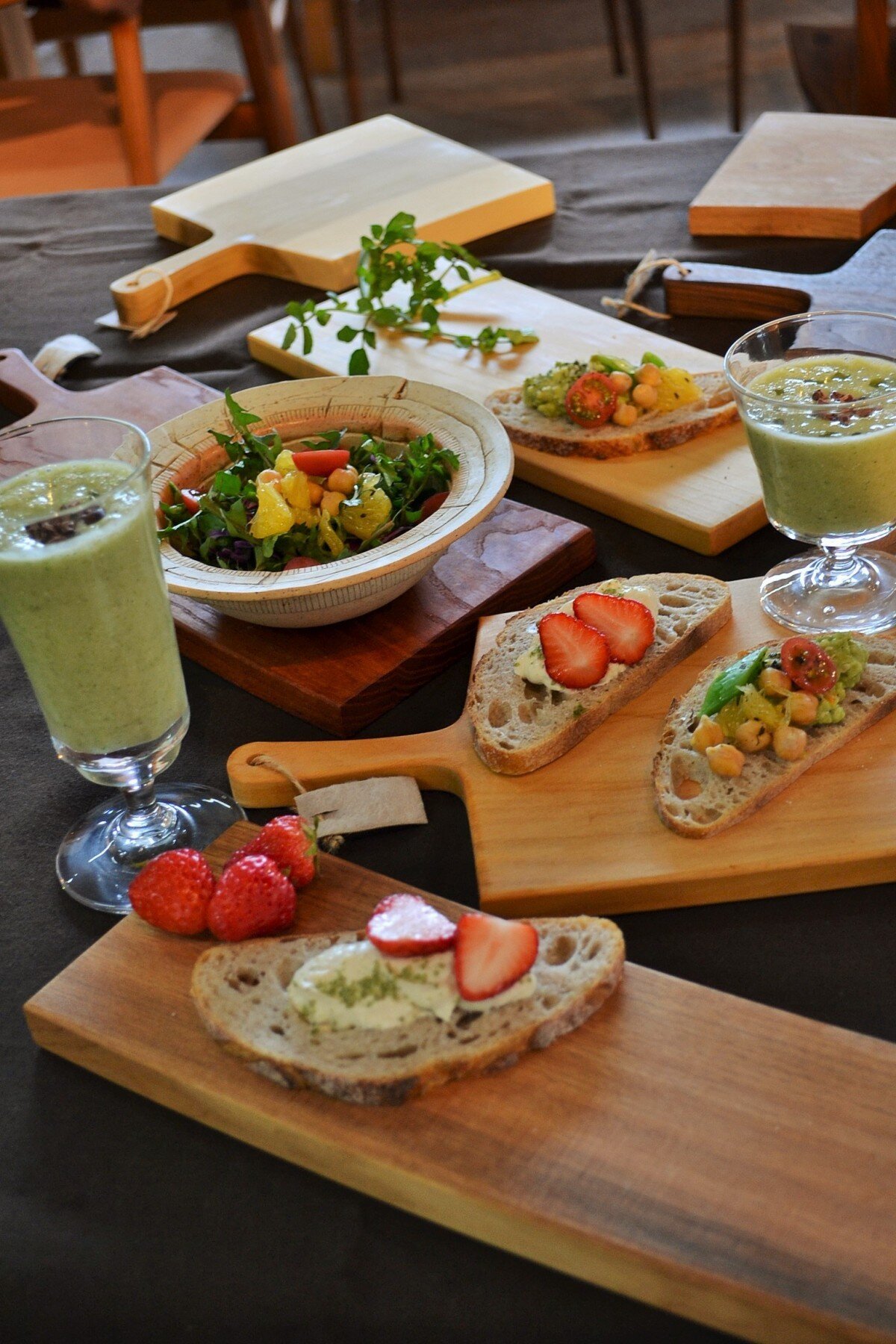 『暮らし提案 RAW FOODのある食卓』 | iichi ハンドメイド・クラフト作品・手仕事品の通販