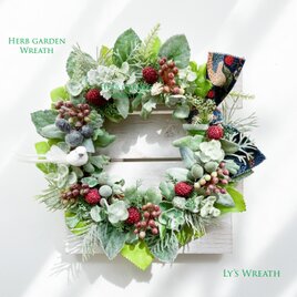 森の木の実のクリスマスリース | iichi 日々の暮らしを心地よく 森の木の実のクリスマスリース | iichi 日々の暮らしを心地よく