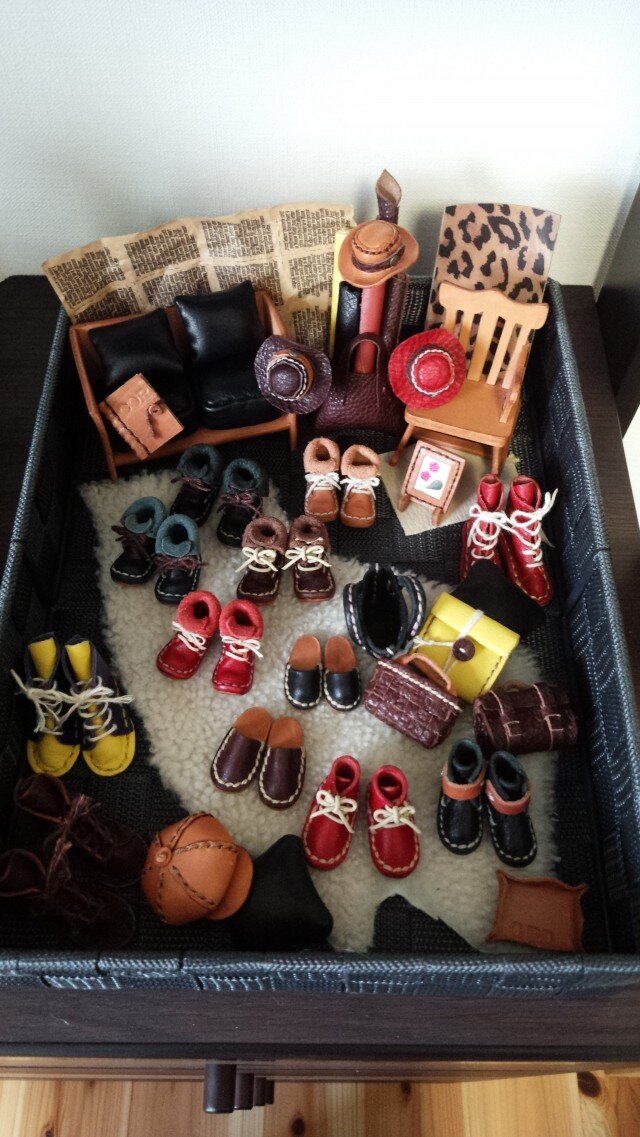 EDIRO 作品一覧 | iichi 日々の暮らしを心地よくするハンドメイドやアンティークのマーケットプレイス