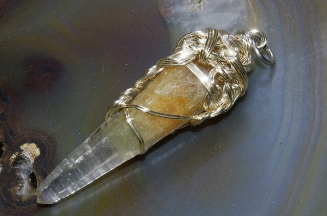 山梨産3色グラデーションレーザークリスタル 0007 | iichi ハンドメイド・クラフト作品・手仕事品の通販