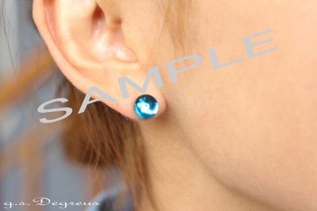 【再販】チタンピアス・LightBlue | iichi ハンドメイド・クラフト作品・手仕事品の通販