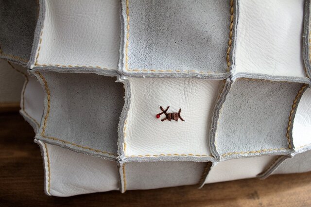 本革 手縫いPatchwork tote L | iichi 日々の暮らしを心地よくするハンドメイドやアンティークのマーケットプレイス