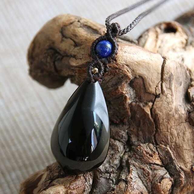 Mescolare モリオン×ラピスラズリ ネックレス （一点モノ） | iichi 日々の暮らしを心地よくするハンドメイドやアンティークのマーケットプレイス