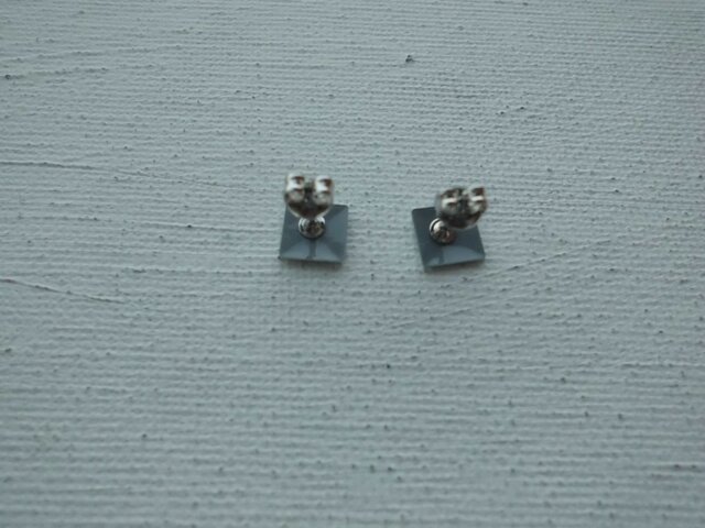 スワロスキー四角いシルバーピアス（イヤリングOK） | ARU'S | ハンドメイド通販 iichi（いいち）