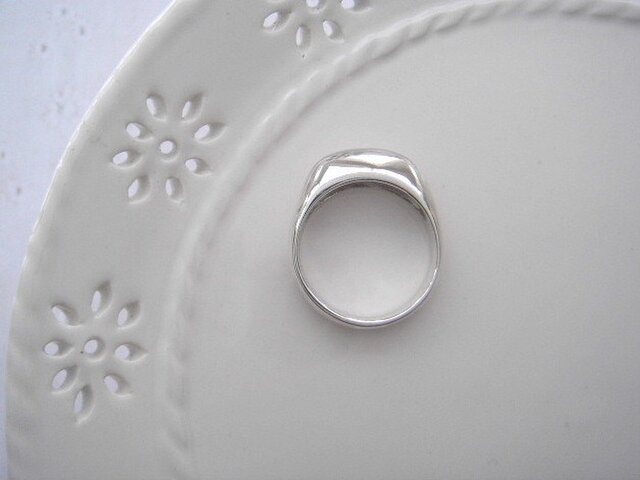 taniku とんがり Ring 6 | iichi 日々の暮らしを心地よくするハンドメイドやアンティークのマーケットプレイス