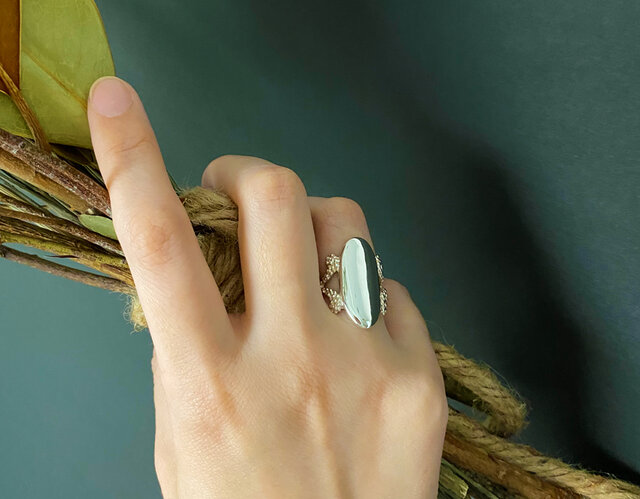 《受注制作》SV925シルバーのボリュームリング/ELEGANT | iichi 日々の暮らしを心地よくするハンドメイドやアンティークのマーケットプレイス