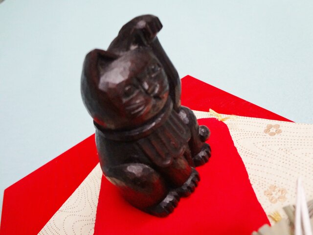 新年の夢に寄り添う「招き猫」M－12 | iichi 日々の暮らしを心地よくするハンドメイドやアンティークのマーケットプレイス
