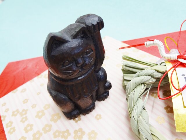 新年の夢に寄り添う「招き猫」M－12 | iichi 日々の暮らしを心地よくするハンドメイドやアンティークのマーケットプレイス