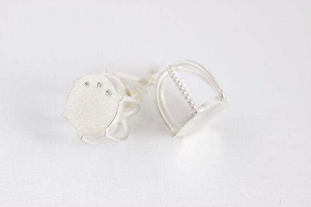 Cage studs 鳥かごピアス | iichi ハンドメイド・クラフト作品・手仕事品の通販