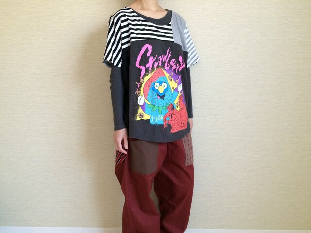 フレンチスリーブのゆるTシャツ(黒グレー系)B011 | iichi ハンドメイド・クラフト作品・手仕事品の通販