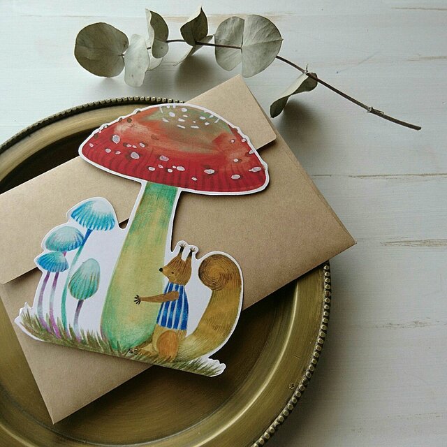 キノコとリスのメッセージカード | iichi 日々の暮らしを心地よくするハンドメイドやアンティークのマーケットプレイス