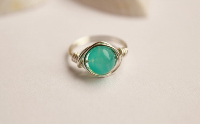 アマゾナイトシリカ Wire Ring | iichi 日々の暮らしを心地よくするハンドメイドやアンティークのマーケットプレイス