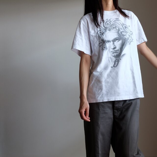 Ja ja ja Ja~~n♪ 5.6oz Tシャツ 2 colors / ベートーベン | iichi 日々の暮らしを心地よくするハンドメイドやアンティークのマーケットプレイス