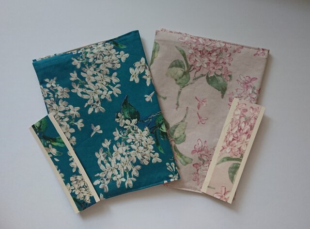 リバティプリント 単行本用（Archive Lilac A） | iichi ハンドメイド・クラフト作品・手仕事品の通販