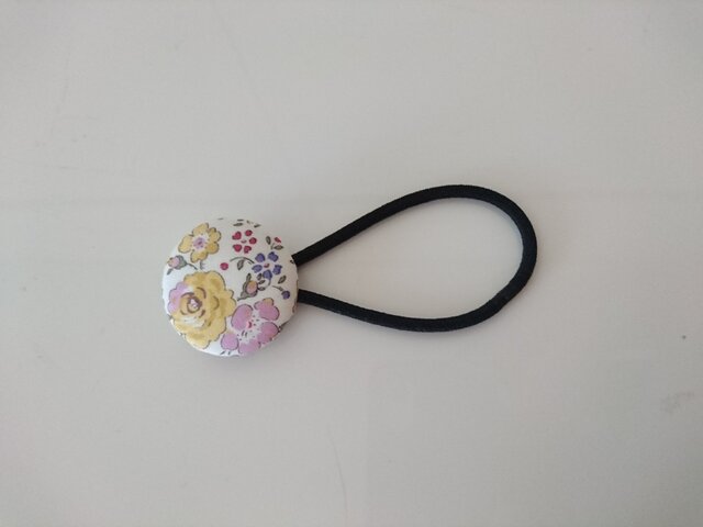 リバティくるみヘアゴム felicite | ichi_plus | ハンドメイド通販 iichi（いいち）