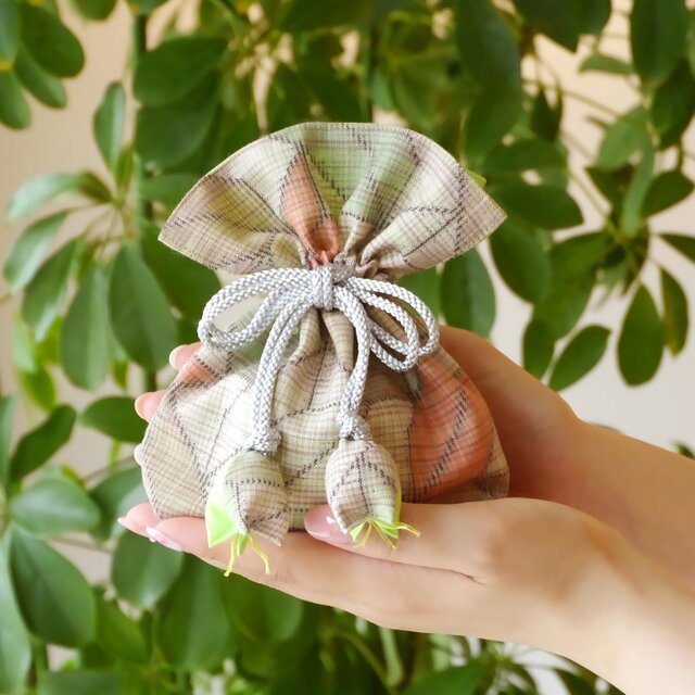 幸せ巾着 FUGURO＜矢羽根文＞ | iichi ハンドメイド・クラフト作品・手仕事品の通販