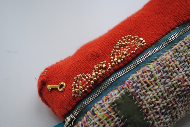 ポーチ 996 | iichi 日々の暮らしを心地よくするハンドメイドやアンティークのマーケットプレイス