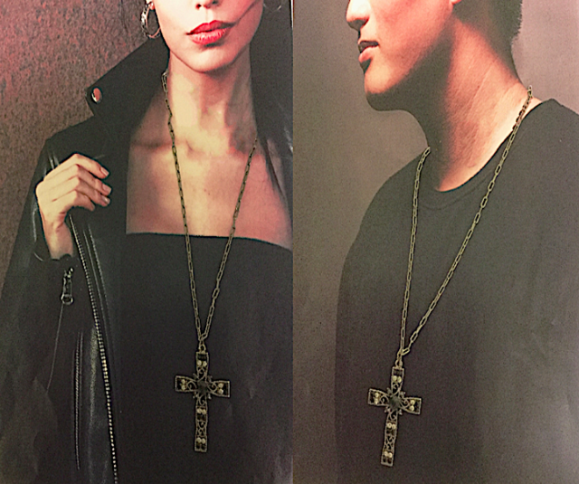 ★Stephan Lea★ブラッククロスストーンペンダント | iichi ハンドメイド・クラフト作品・手仕事品の通販