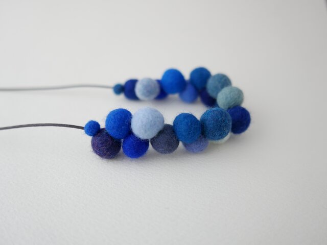 Single loop_L balls Blue | オコトコ | ハンドメイド通販 iichi（いいち）