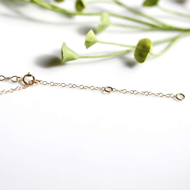 K14GF スワロフスキーパール ゴールドワイヤー ネックレス 1018 | iichi ハンドメイド・クラフト作品・手仕事品の通販