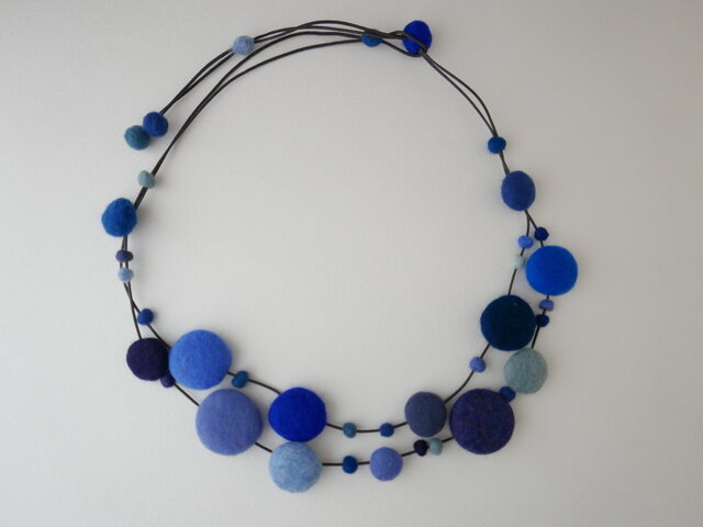 Two steps_B02 | iichi ハンドメイド・クラフト作品・手仕事品の通販