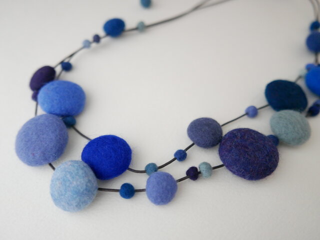 Two steps_B02 | iichi ハンドメイド・クラフト作品・手仕事品の通販