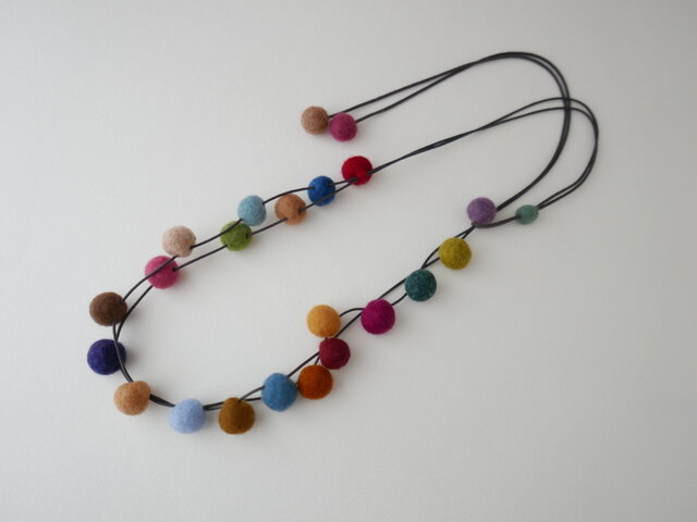 23balls C07 | iichi 日々の暮らしを心地よくするハンドメイドやアンティークのマーケットプレイス