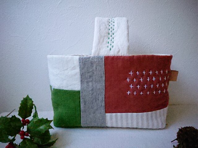 リネンパッチのminiバスケット "noel 2018 " | iichi ハンドメイド・クラフト作品・手仕事品の通販