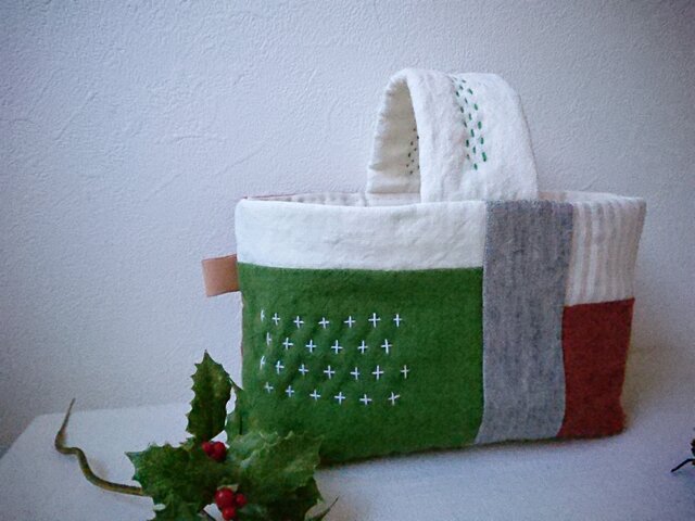 リネンパッチのminiバスケット "noel 2018 " | iichi ハンドメイド・クラフト作品・手仕事品の通販