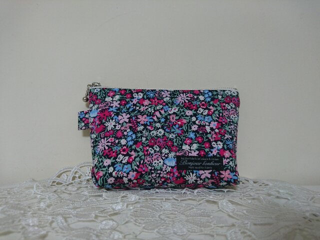 リバティポーチ floral affair (リニューアル) | ichi_plus | ハンドメイド通販 iichi（いいち）