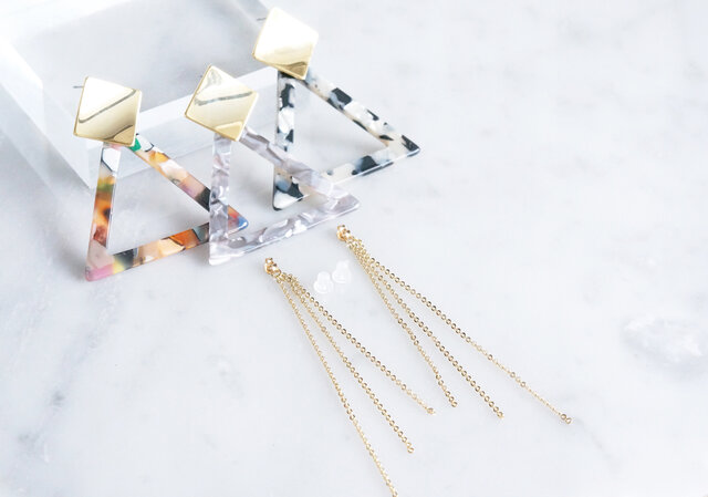 【Marble】2-Way Gold Stud Earrings,Triangle-006- | iichi 日々の暮らしを心地よくする ...