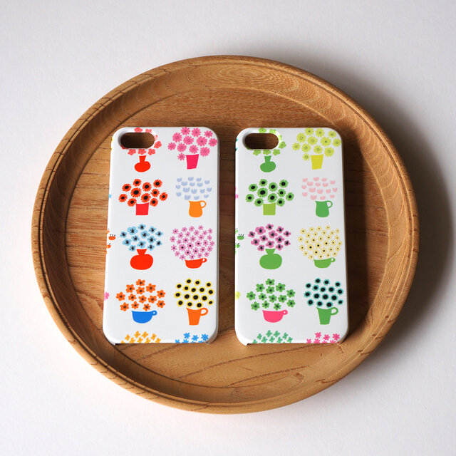 【iPhone/Android】側表面印刷＊ハード型＊スマホケース「flower base (mix red)」 | iichi 日々の暮らしを心地よくするハンドメイドやアンティークの ...