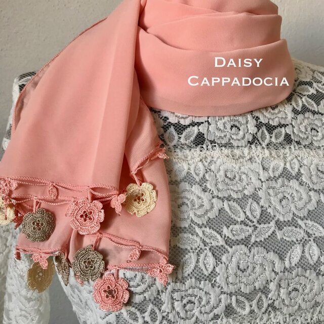 刺繍のお花つき シフォンストール（2辺）「マリー」サーモンピンク | daisy-oya | ハンドメイド通販 iichi（いいち）