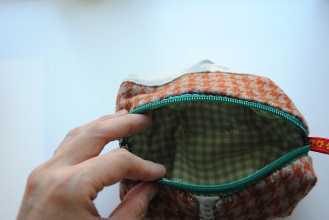 ポーチ 418 | iichi 日々の暮らしを心地よくするハンドメイドやアンティークのマーケットプレイス