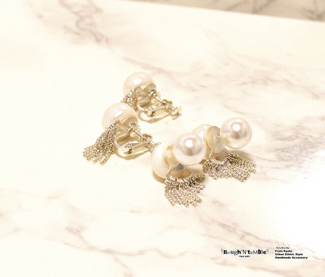 Big pearl chain fringe pierce | iichi ハンドメイド・クラフト作品・手仕事品の通販
