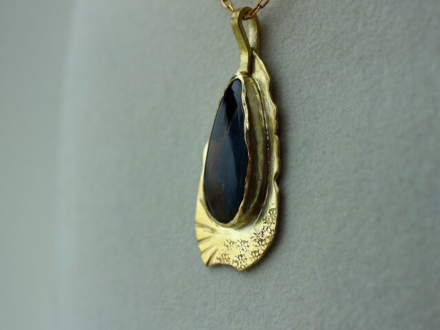 RBJ＊ピーターサイト＊真鍮ネックレス＊no.316 | iichi 日々の暮らしを心地よくするハンドメイドやアンティークのマーケットプレイス