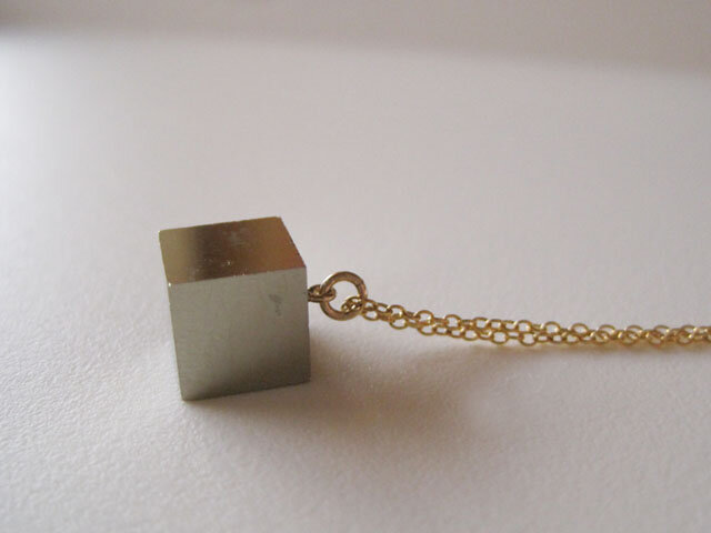 パイライトの原石ネックレス/Cube/Spain 14kgf | iichi ハンドメイド・クラフト作品・手仕事品の通販