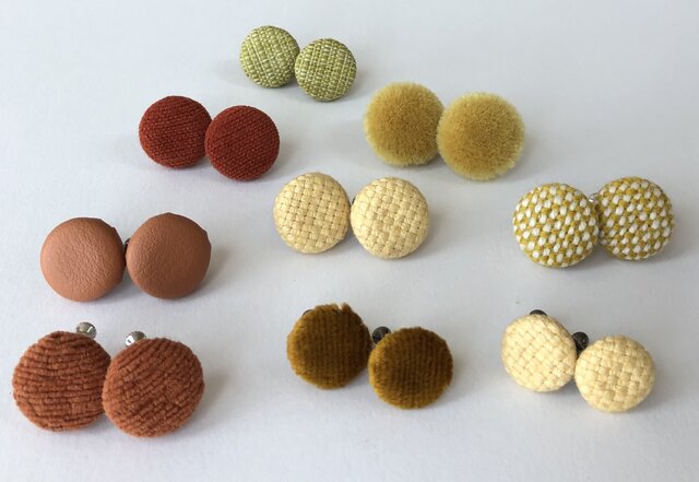 挿し色 イヤリングo2 | iichi ハンドメイド・クラフト作品・手仕事品の通販