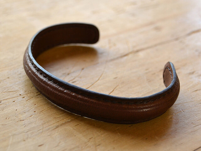 レザーバングル | Marubayashi | ハンドメイド通販 iichi（いいち）