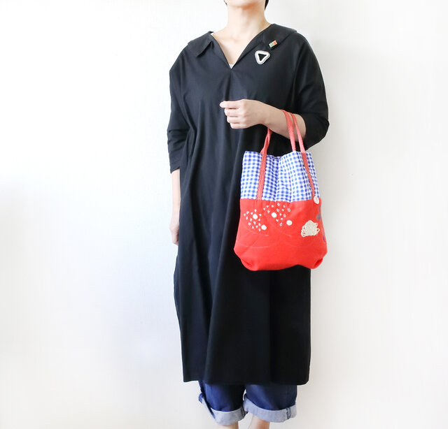 A4miniバッグ赤 | iichi ハンドメイド・クラフト作品・手仕事品の通販