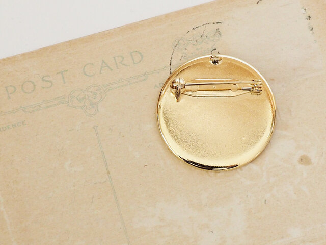 brooch-0128 | iichi 日々の暮らしを心地よくするハンドメイドやアンティークのマーケットプレイス