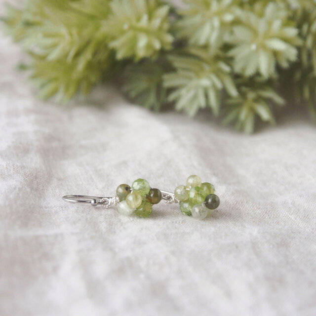 Verdure（particles pierce） | iichi ハンドメイド・クラフト作品・手仕事品の通販