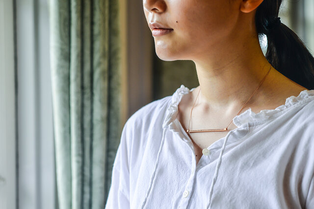 MMD long bar necklace / dark | iichi 日々の暮らしを心地よくするハンドメイドやアンティークのマーケットプレイス