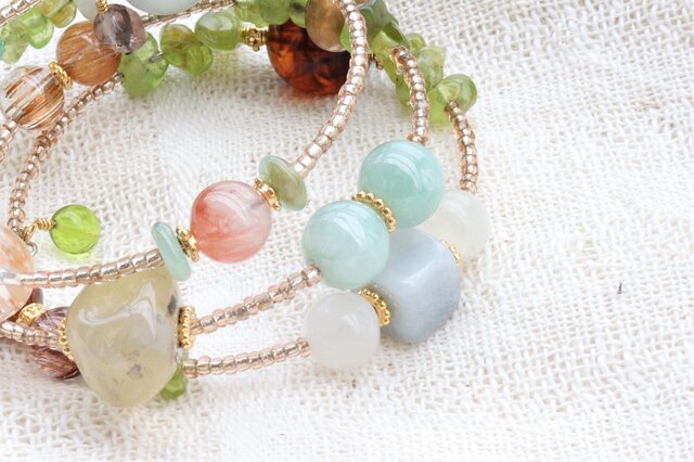 ミャンマー産天然石-ワイヤーラップブレスレット-13 | iichi ハンドメイド・クラフト作品・手仕事品の通販