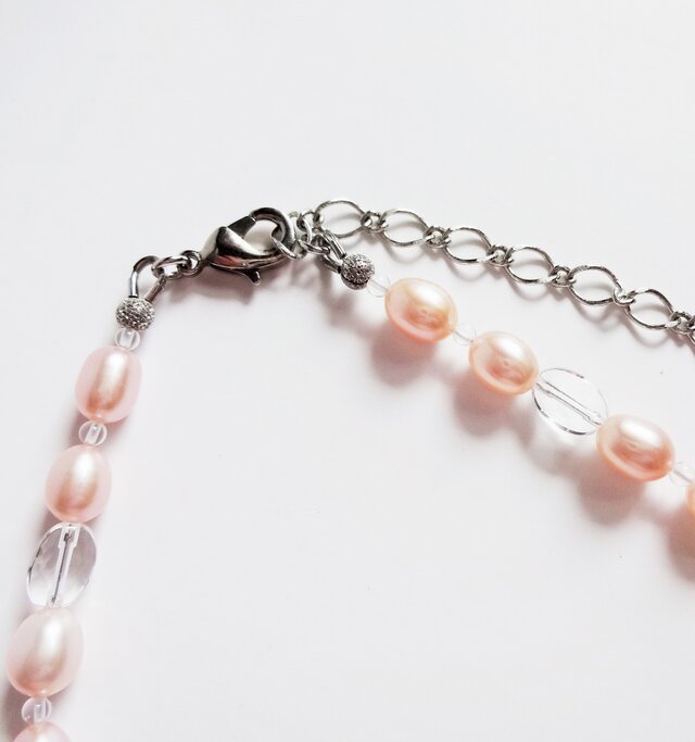 お花の水晶と淡水パールのネックレス Y-0823 | iichi 日々の暮らしを心地よくするハンドメイドやアンティークのマーケットプレイス