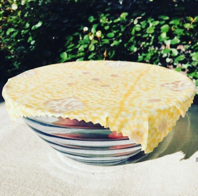 みつろうエコラップ 四角S：ベージュ 花柄 | iichi ハンドメイド・クラフト作品・手仕事品の通販